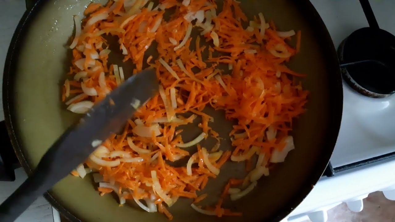 КУРИНЫЕ ЖЕЛУДОЧКИ//ТУШИМ В СМЕТАНЕ