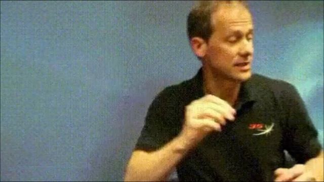 Астронавт забыл, что не в космосе