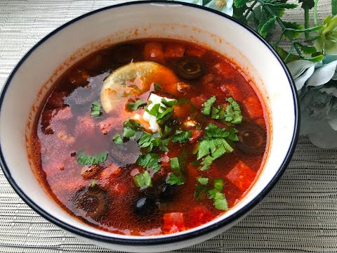 Домашняя солянка — густая, ароматная и очень сытная