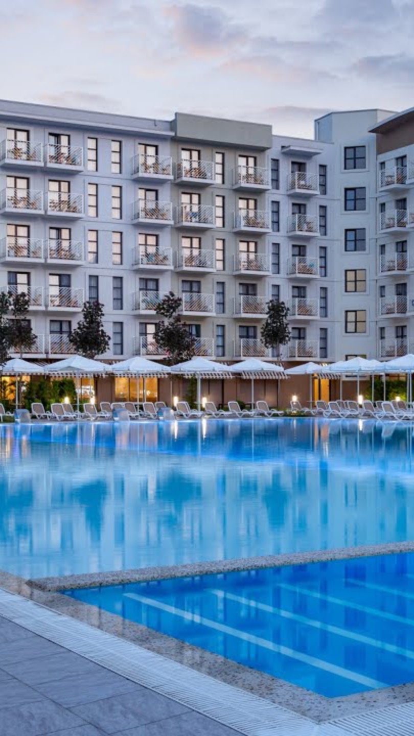 Отель Город Мира Резорт и СПА Мираклеон, Анапа