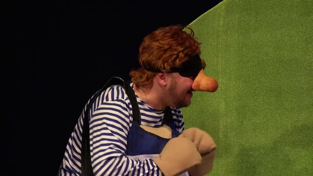 Будьте бдительными и не доверяйте незнакомцам на улице