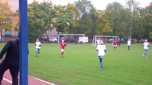 0:5 14тур/1тайм Медвежьи Озёра VS СШОР Щёлково (1-й тайм 0:1) 23.09.2021 - 2009 г.р. Перв-во Области