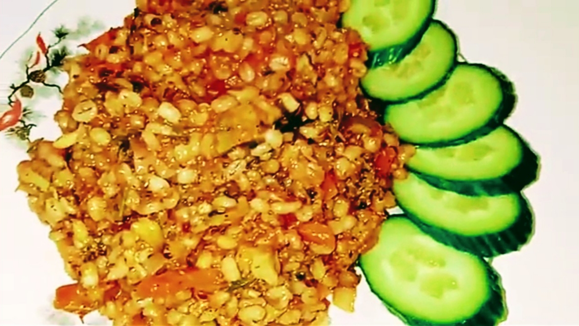 ПЕРЛОВАЯ КАША С ТУШЕНКОЙ И ОВОЩАМИ