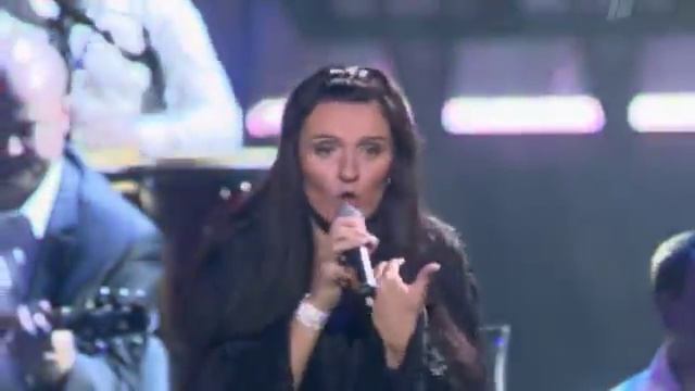 Елена Ваенга. Белая птица. Концерт в Кремле. 12.11.2010.mp4