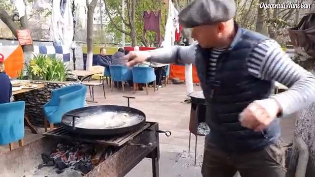 Жареный карась без костей, 3 способа рассказала моя бабушка.mp4