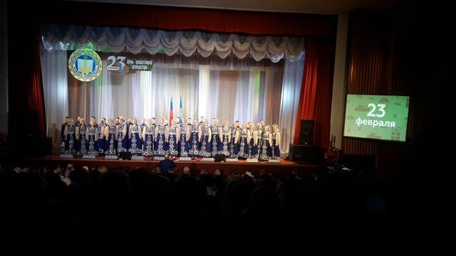 Хор студентов. Песня "Из Луганска на Донецк"