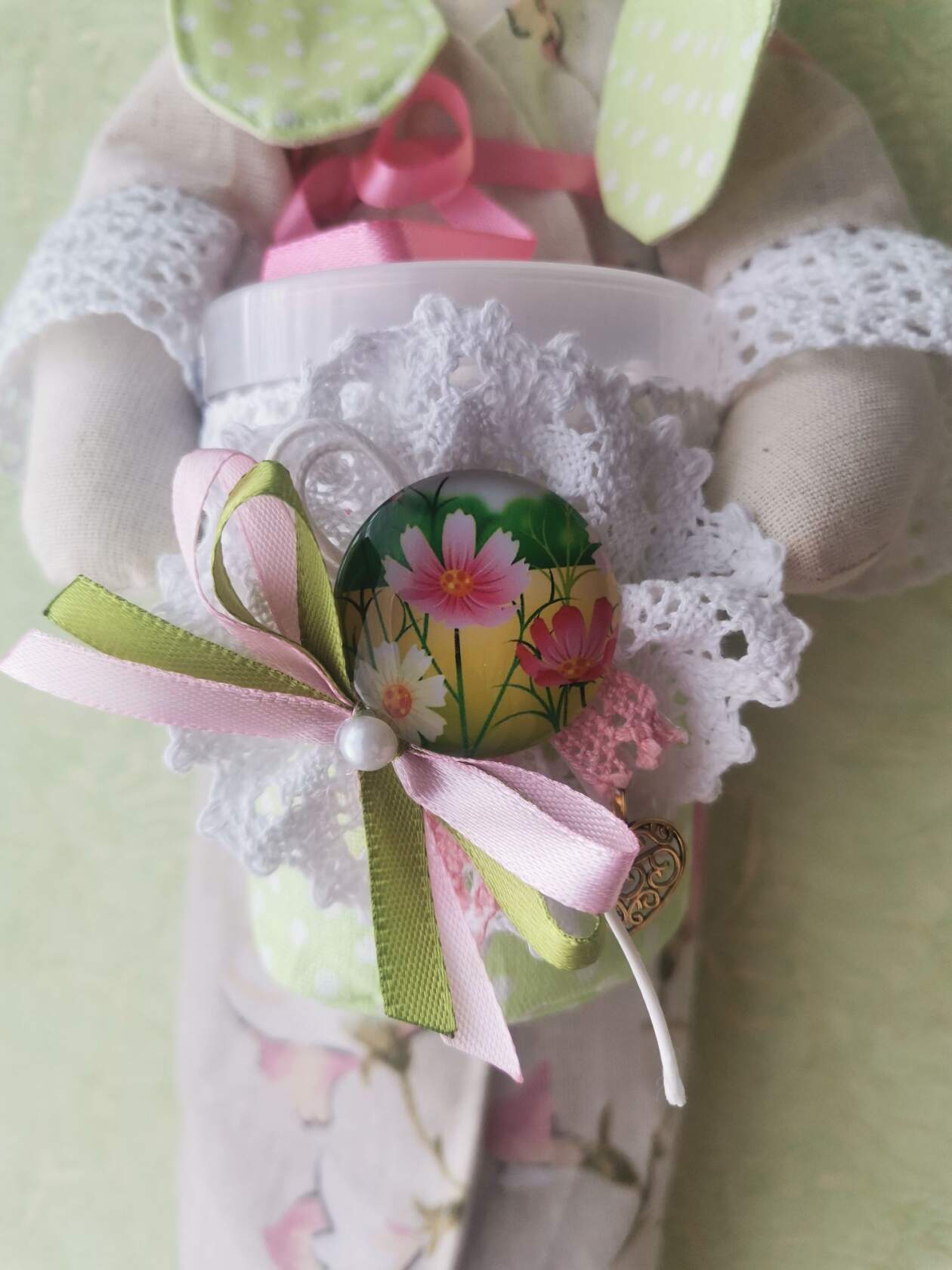 стаканчик для зайки-хранительницы