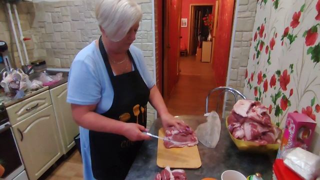 Разделываем мясо и маринуем шашлык ?