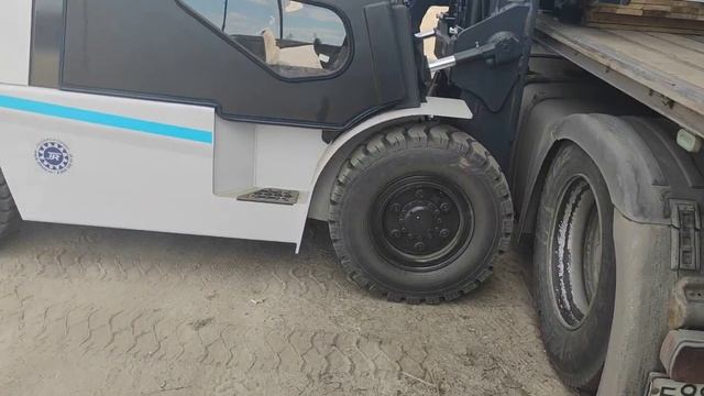 автопогрузчик TCM.mp4