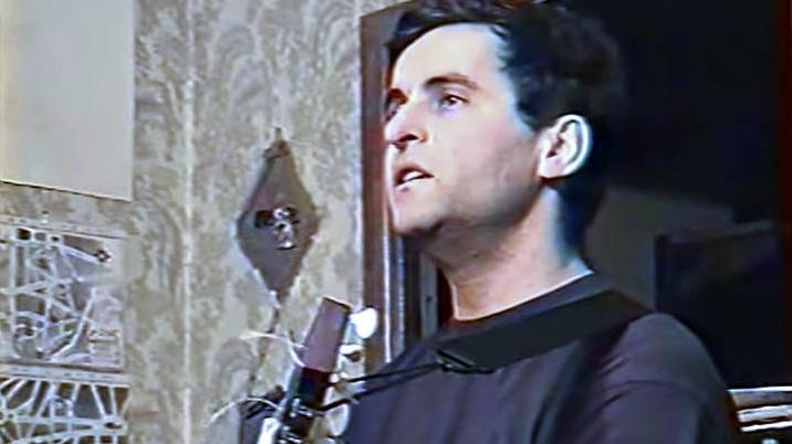 "Пианист" (запись 1997 г.). Песню А. Дольского поёт Виктор Дьяченко (1961~2007).