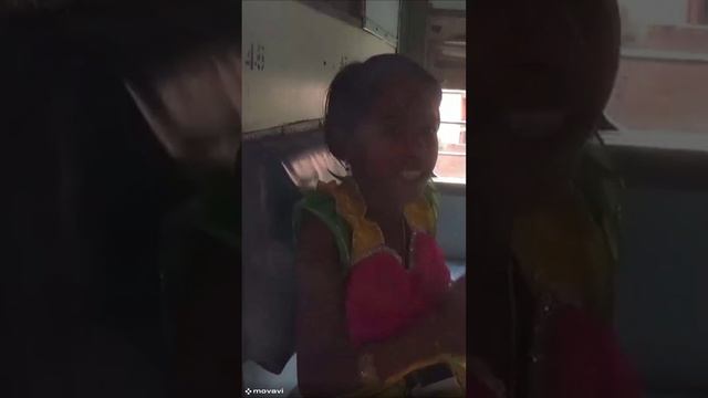 Девушки с камушками - Santiniketan Ex.   short