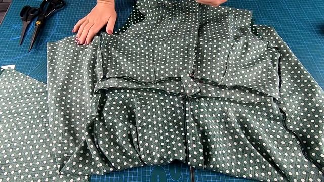 Романтическое, приталенное платье в горошек с идеальной посадкой. Пошаговый пошив от А до Я.mp4