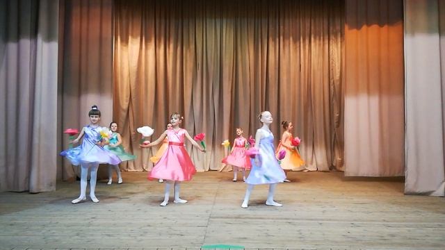 "Вальс цветов"