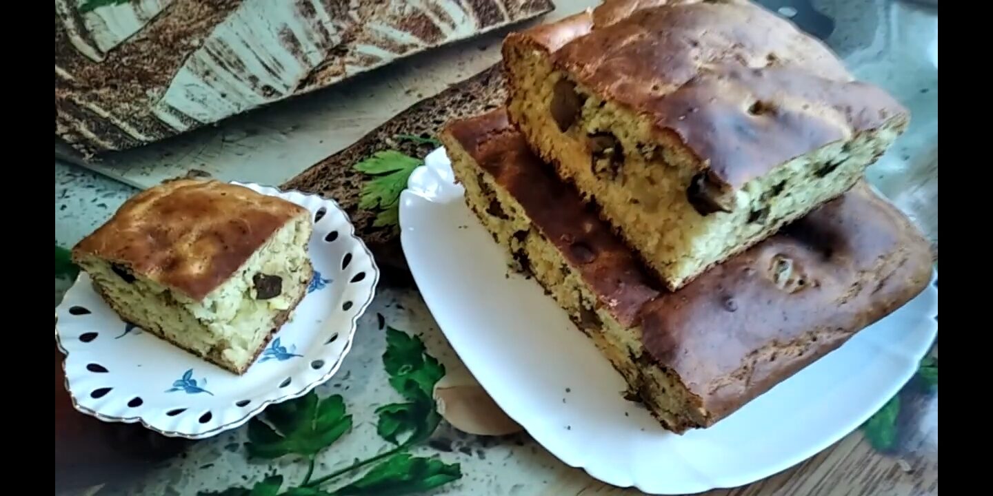 Заливной пирог с грибами. Тесто на кефире.