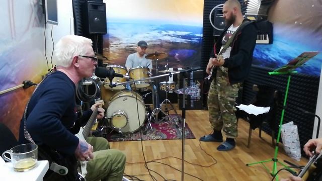 Когда- нибудь завтра.mp4