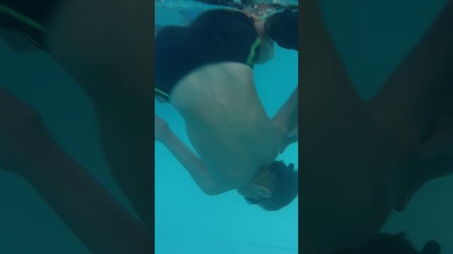 шок!ржу под водой часть2