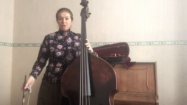 Как использовать интервалы в занятиях. Игра в верхней части смычка. Урок 51. Видео от 17.12.2022г.