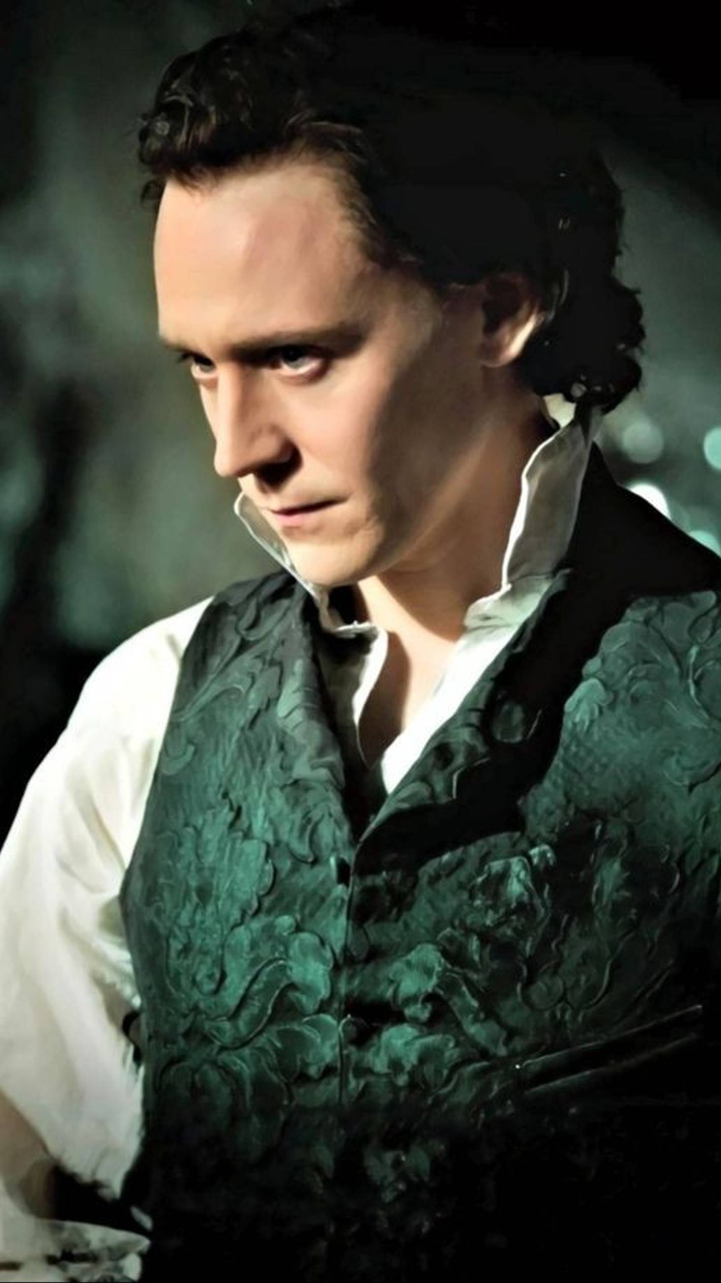 Картину я сама рисовала❤️. Как вам? Кого ещё нарисовать? #СветЗвезд #ТомХиддлстон #Локи #Локи