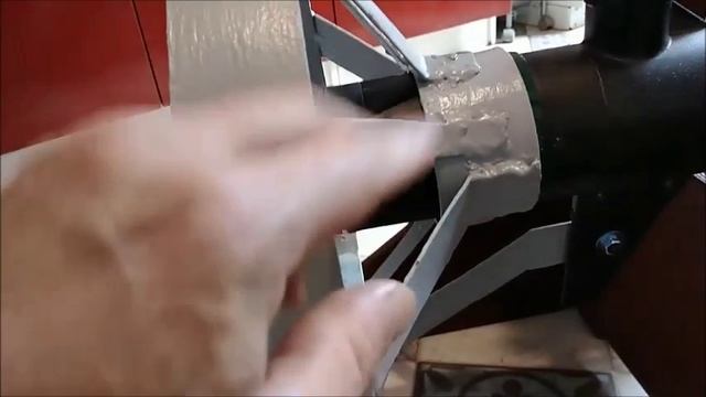 Защита винта лодочного мотора от водорослей.mp4