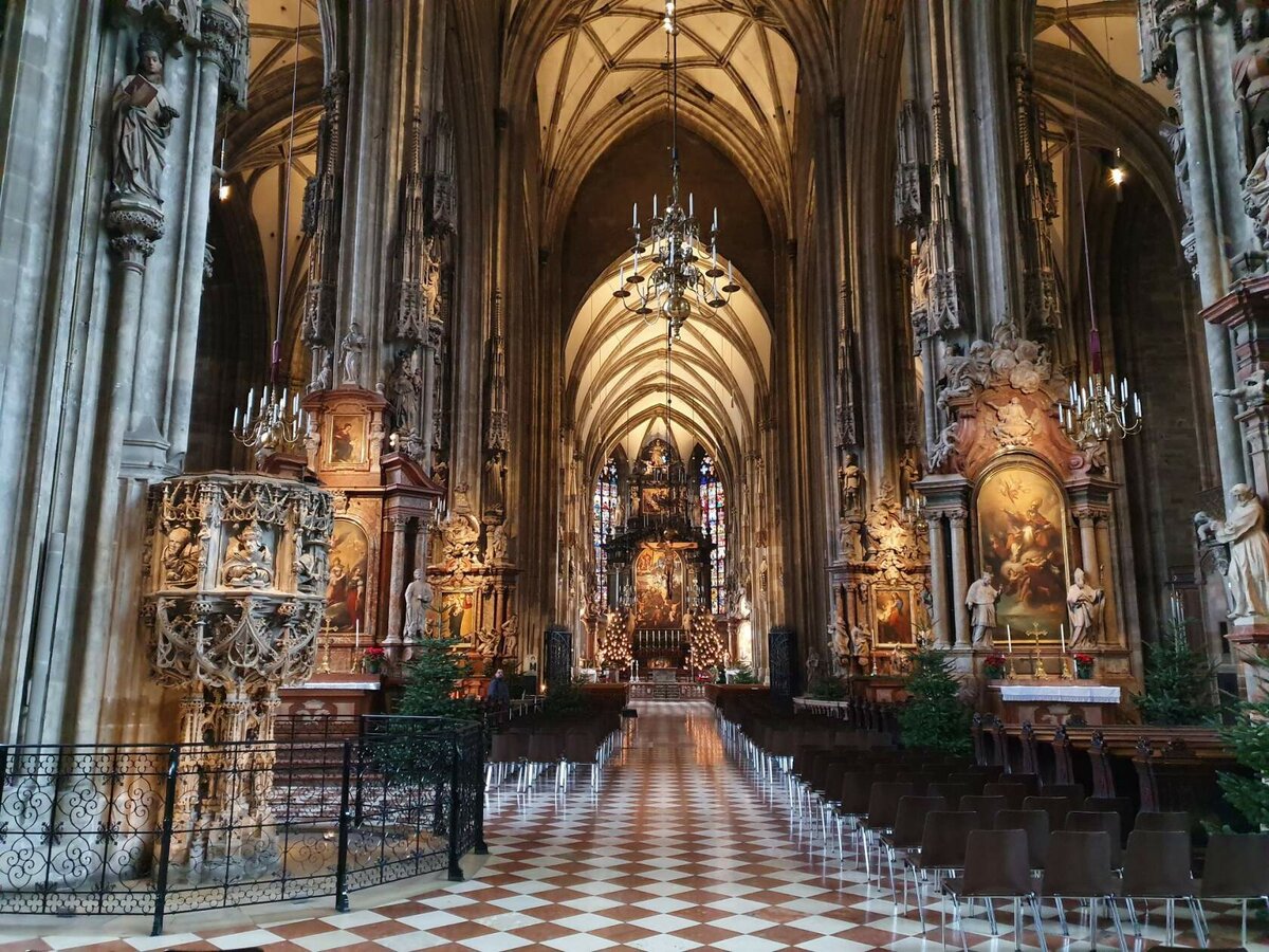 Национальный символ Австрии - Кафедральный Собор Святого Стефана, или Штефансдом