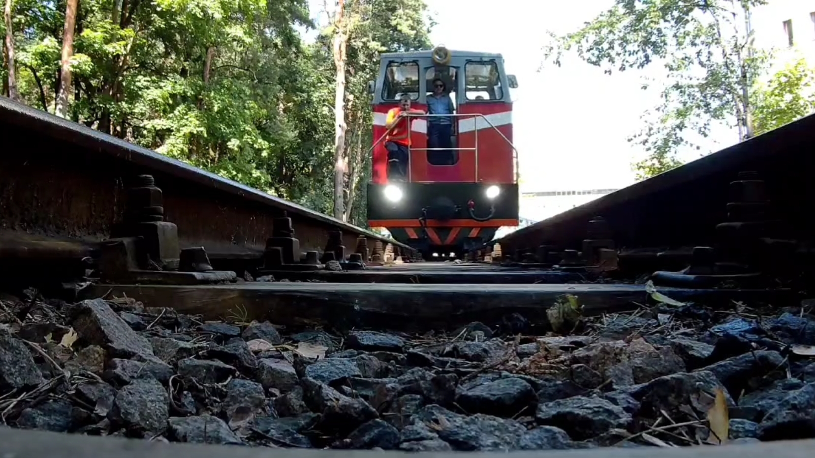 Камера под поездом, ТУ7А - 3350.