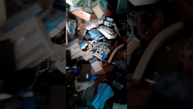 нашёл клад деталей