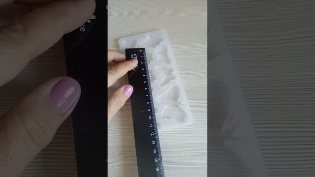 Обзор молда маленькие бабочки