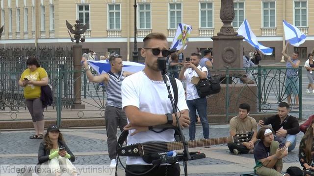 К Дню ВМФ. "Синяя вечность" в исполнении Константина Колмакова