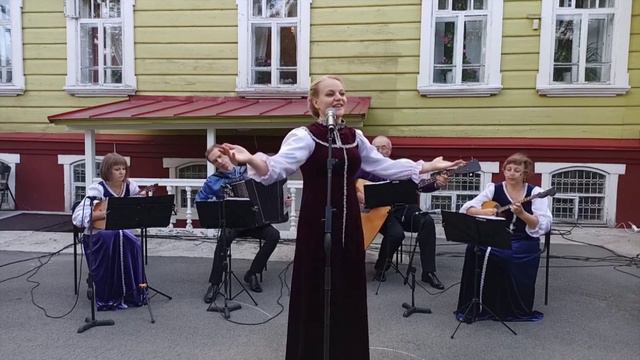 Посылала меня мать...(Дарья Киркова и анс. Царёво Городище)