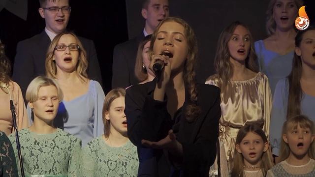 "Я люблю тебя, Россия" солистка Варвара Шерстнева