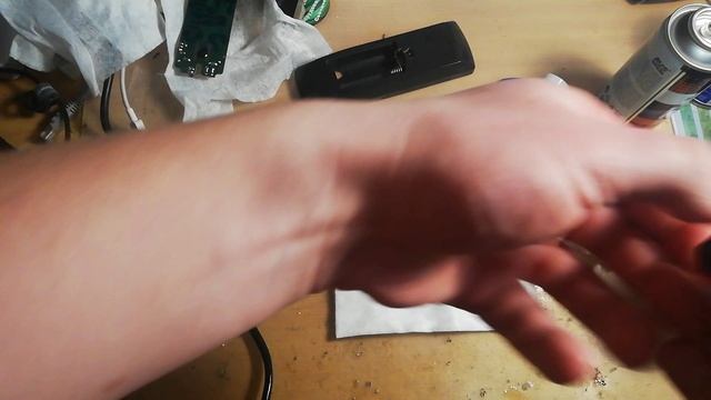 Очистка и ремонт пульта от телевизора JVC - AV-A14T3 кухонным удалителем жира master effect