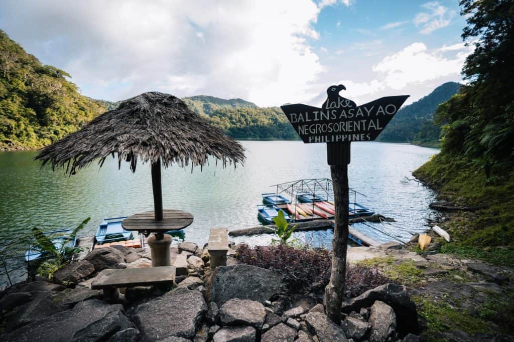 Посетили озеро Twin Lakes в кратере вулкана на Филиппинах