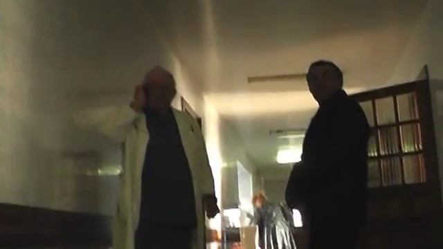 Начальник судебных приставов избил подчиненную.mp4