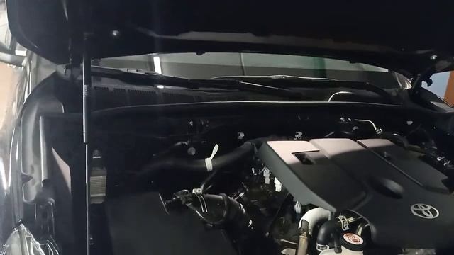 Амортизатор капота для Toyota Hilux