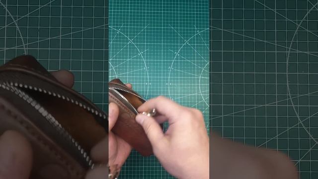 Ключница на молнии