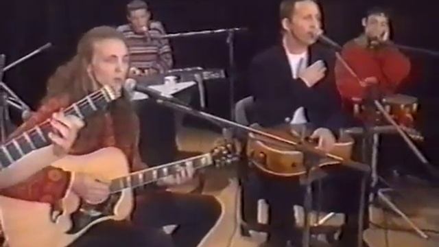 Валерий Каримов и группа Roly-Poly - Там на закате лета