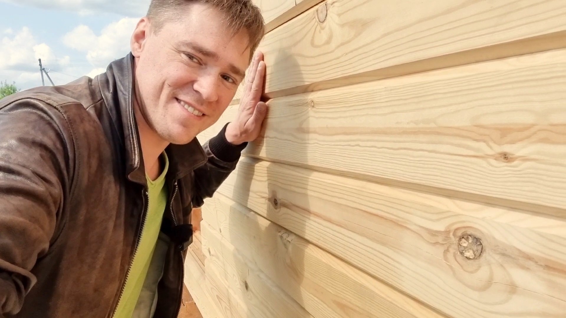 Процесс строительства дома из профилированного бруса. Дом 6 на 8 с пристройкой от Центр Домостроения