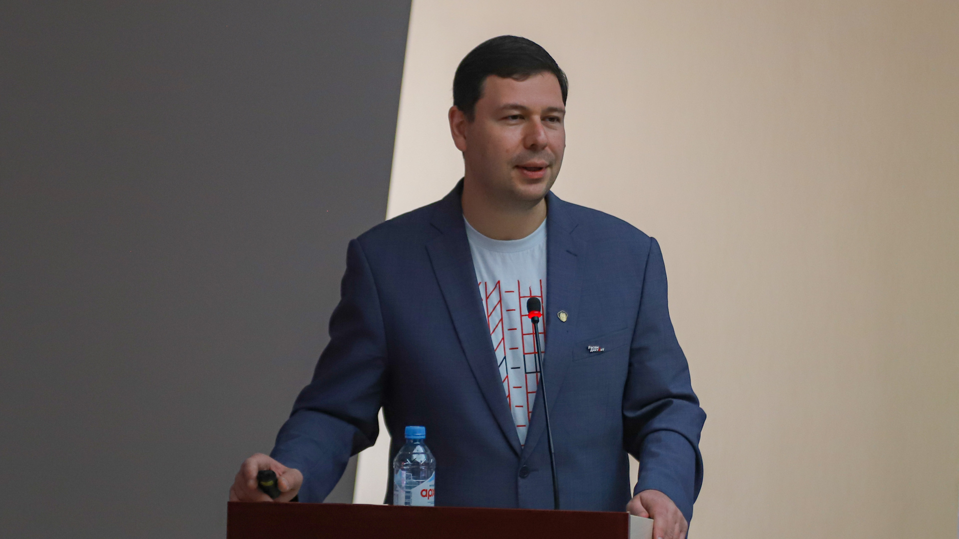 Лекция Владимира Пахомова о реформах русского языка