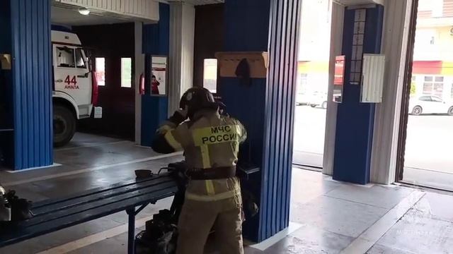 👩🚒 Проводили по всем традициям