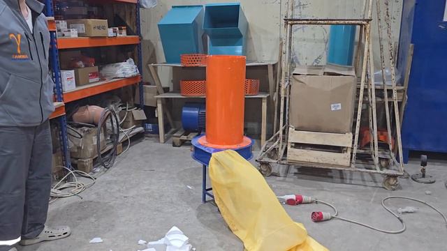 Измельчение пенопласта, переработка пенопласта на дробилке МИ 250 _ Foam Shredding _ Foam recycling