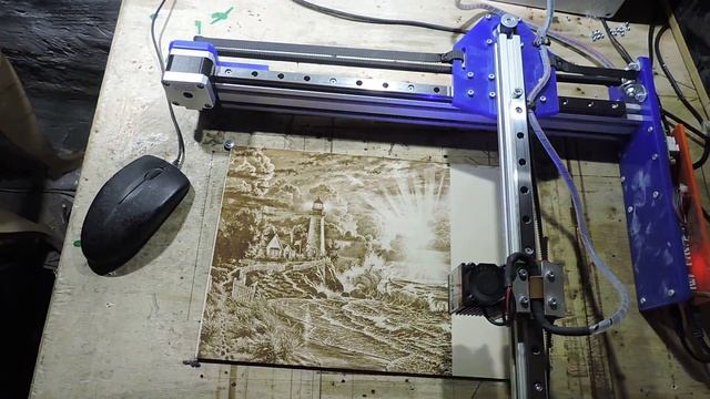 Тестирование консольного станка по фанере.mp4