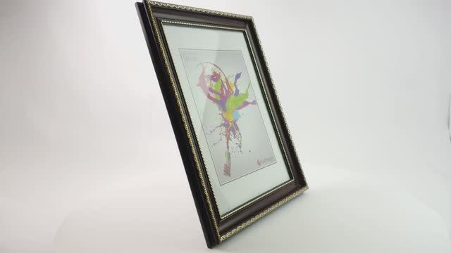 Фоторамка пластиковая со стеклом PLATINUM 8131_2130wn ВЕРЧЕЛЛИ-ВЕНГЕ 21x30.