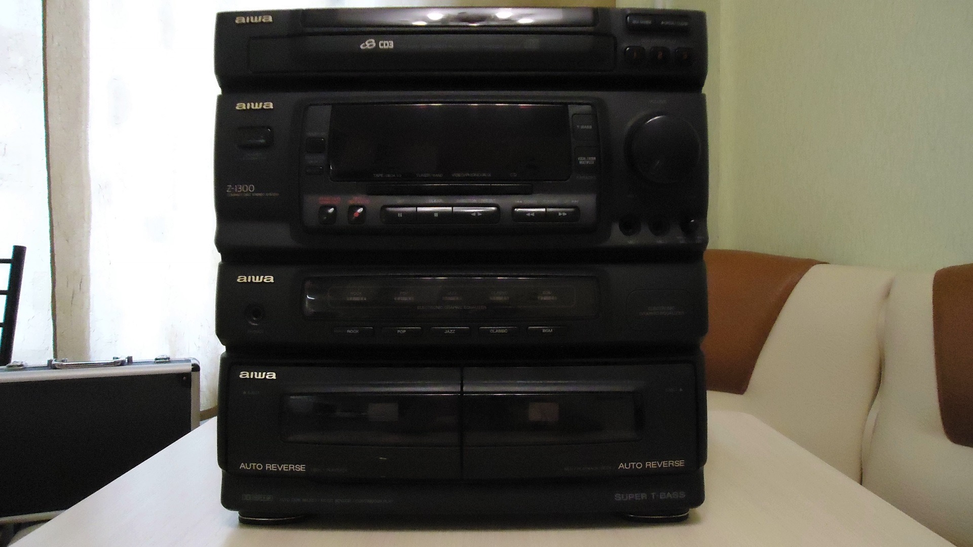 Музыкальный центр Aiwa Z-1300