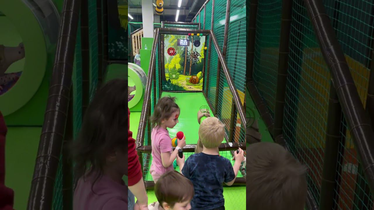 Супер интерактивный аттракцион!  Все эмоции детей в конце видео.. #игровоеоборудование #аттракционы