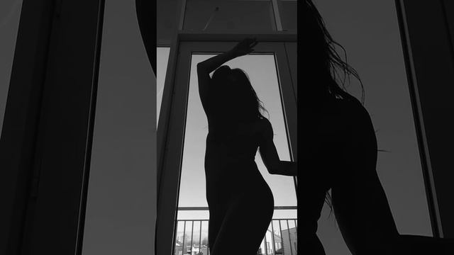 SVETIKOVA – я танцую здесь одна