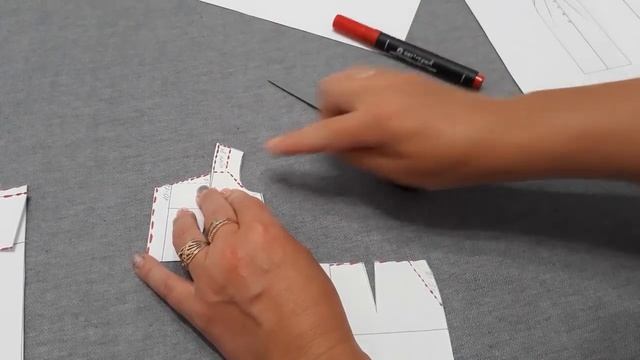 Моделируем летний сарафан Рита по просьбе подписчика.mp4