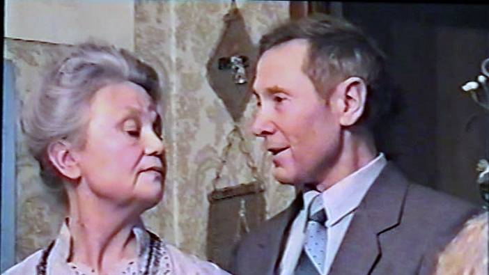 "Ах, эта осень" (запись 1998 г.). Поют супруги Савченко - Лидия Михайловна и Николай Ефимович.