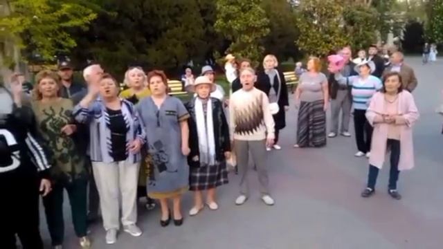 Танцы на Приморском бульваре. С Днём России и 240-летием Города-Героя Севастополя (2023)