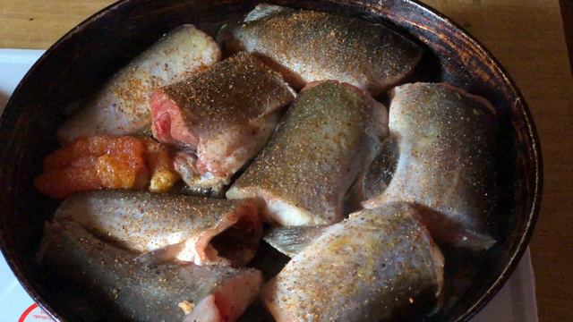 Канадский сомик с икрой, жареный!