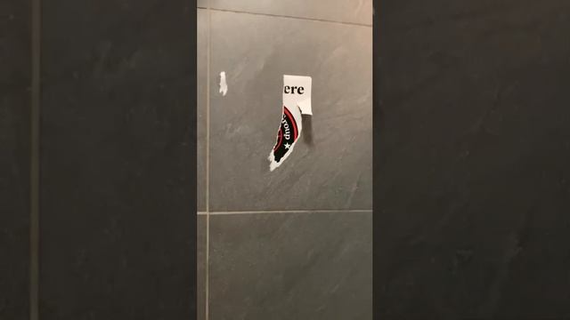 Жители города Краков, который находится в Польше, жалуются на появление стикеров Вагнера.